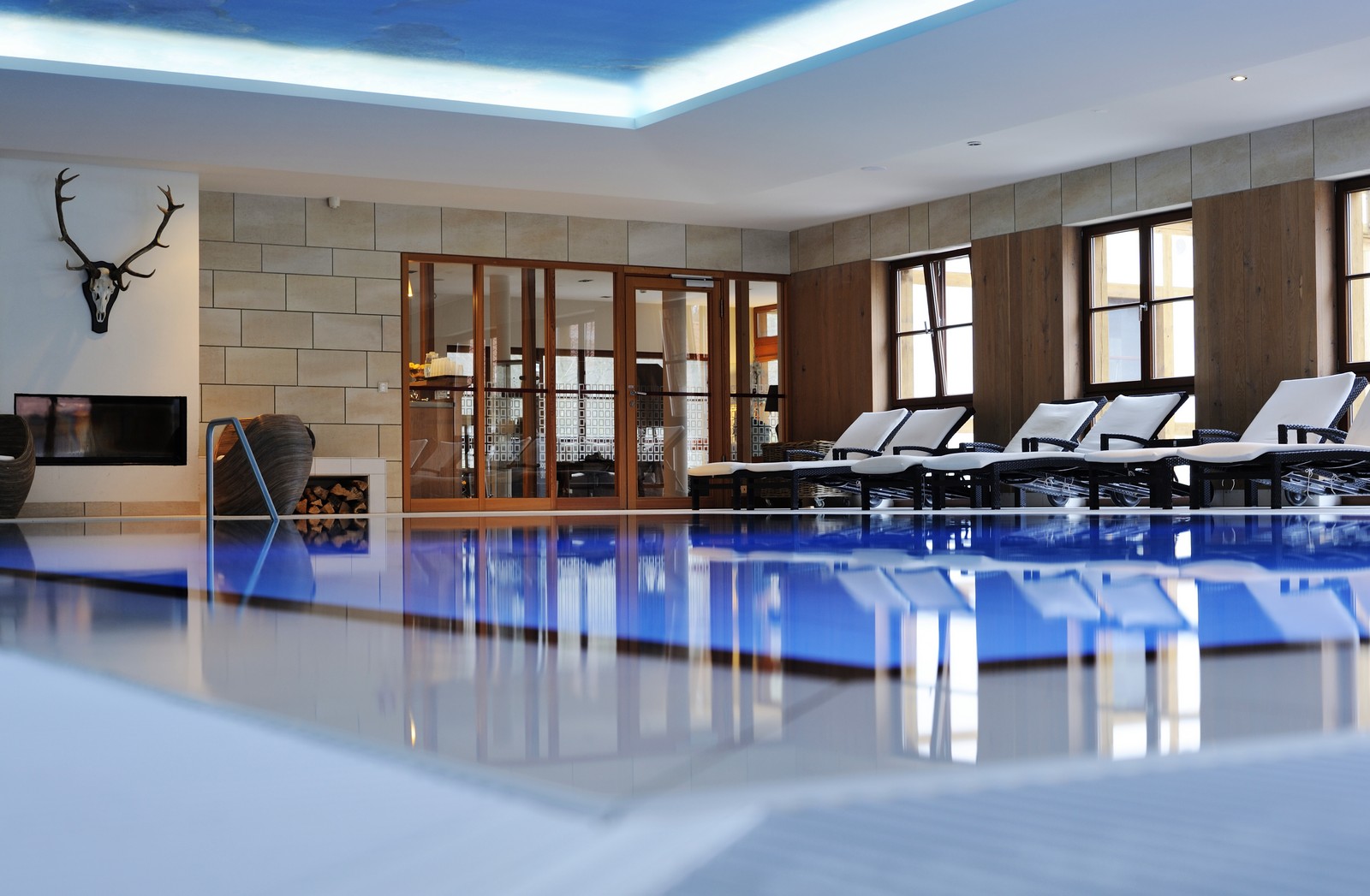 Swiss Alpine Center - Hotel, Culinary & Tourism Management Education ...